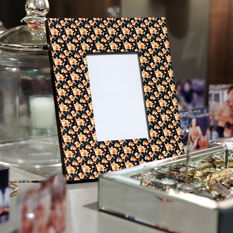 Custom Photo Frames | Design Your Own Picture Frame